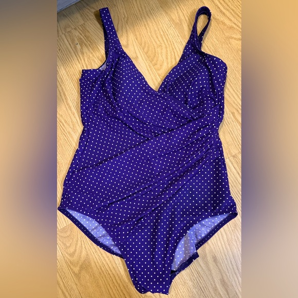 Miraclesuit | Swim | Miraclesuit Pin Point Oceanus Purple Polkadot Sz 2 ...